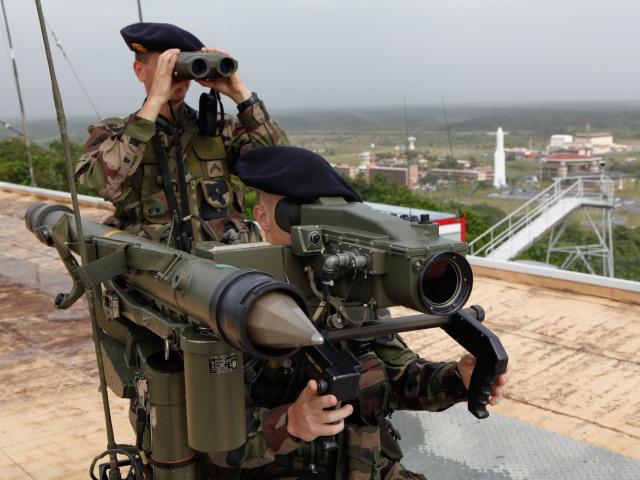 Kinh ngạc trước sức mạnh tên lửa phòng không vác vai Mistral